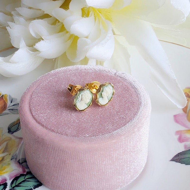 Green Cameo - Etsy