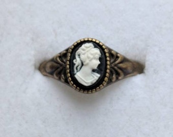 Antique cameo ring | Etsy