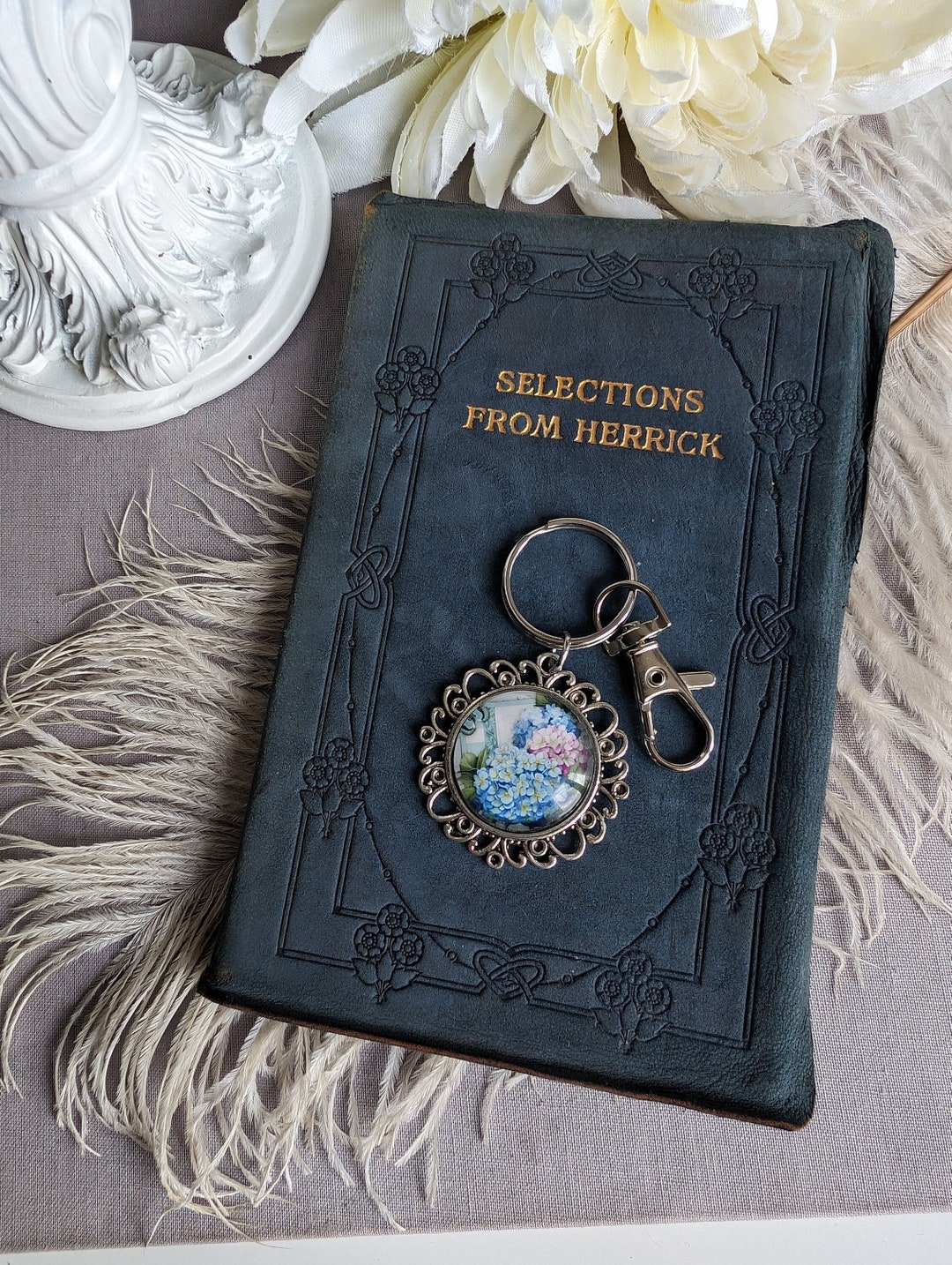 Hydrangea Flower Keychain: Botanical Bag Charm, Nature Lover Gift - Etsy