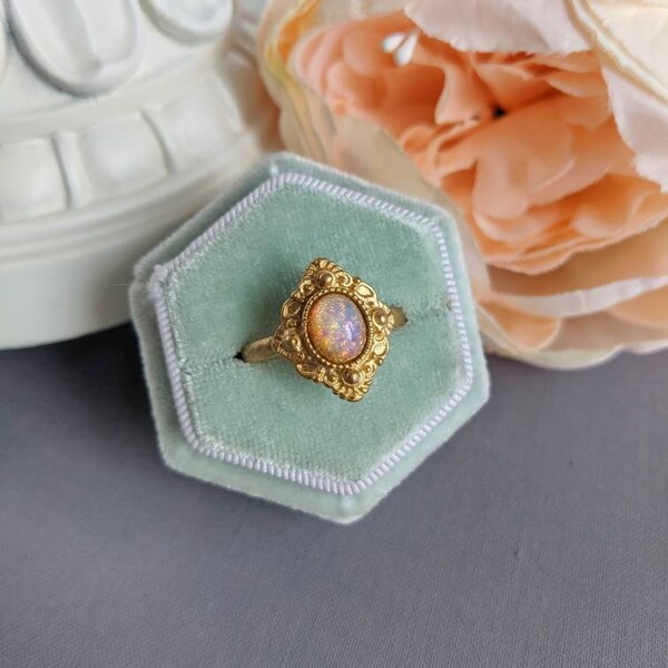Victorian Ring - Etsy