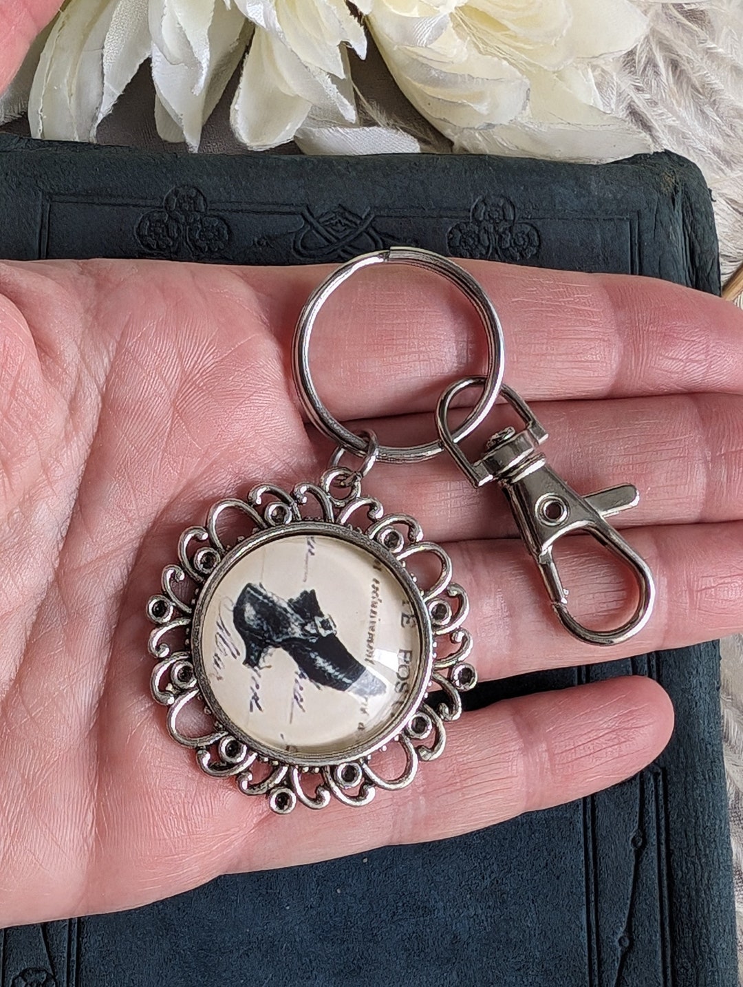 Vintage Witchy Women's Shoe Keychain, Perfect Gift for Halloween Lovers ...