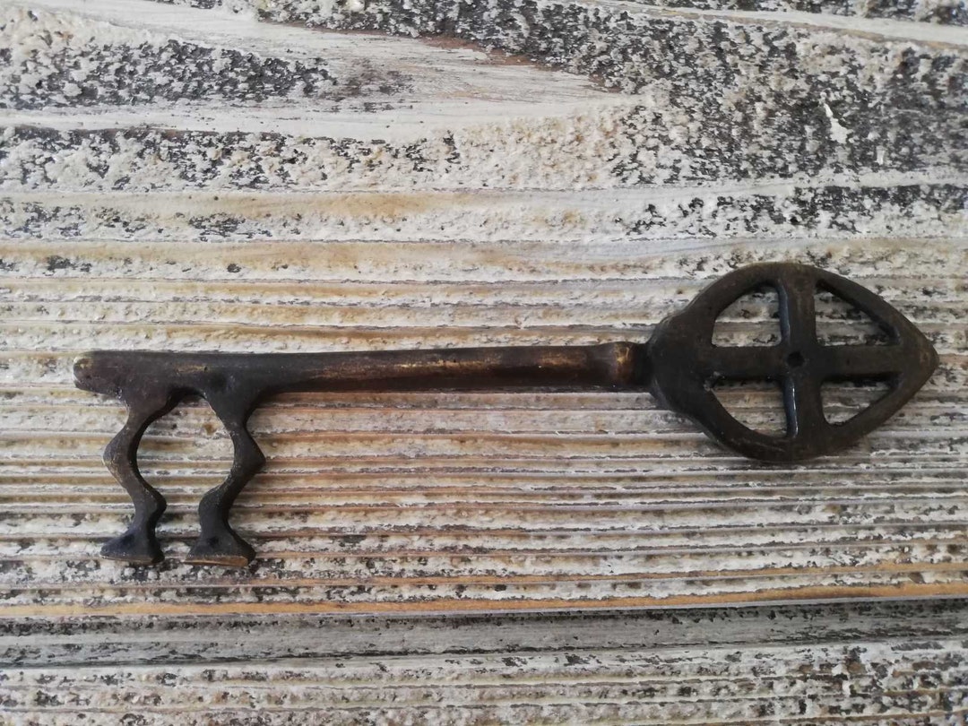 Antique Old Style Big Church Gate Key Vintage Shabby Metal - Etsy