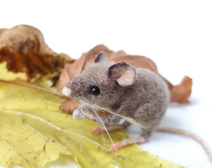 Needle Felted Field Mouse: Wool Miniature Woodland Animal Ornament - Etsy