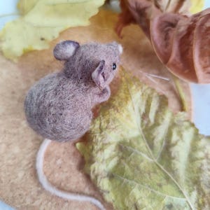 Needle Felted Field Mouse: Wool Miniature Woodland Animal Ornament - Etsy