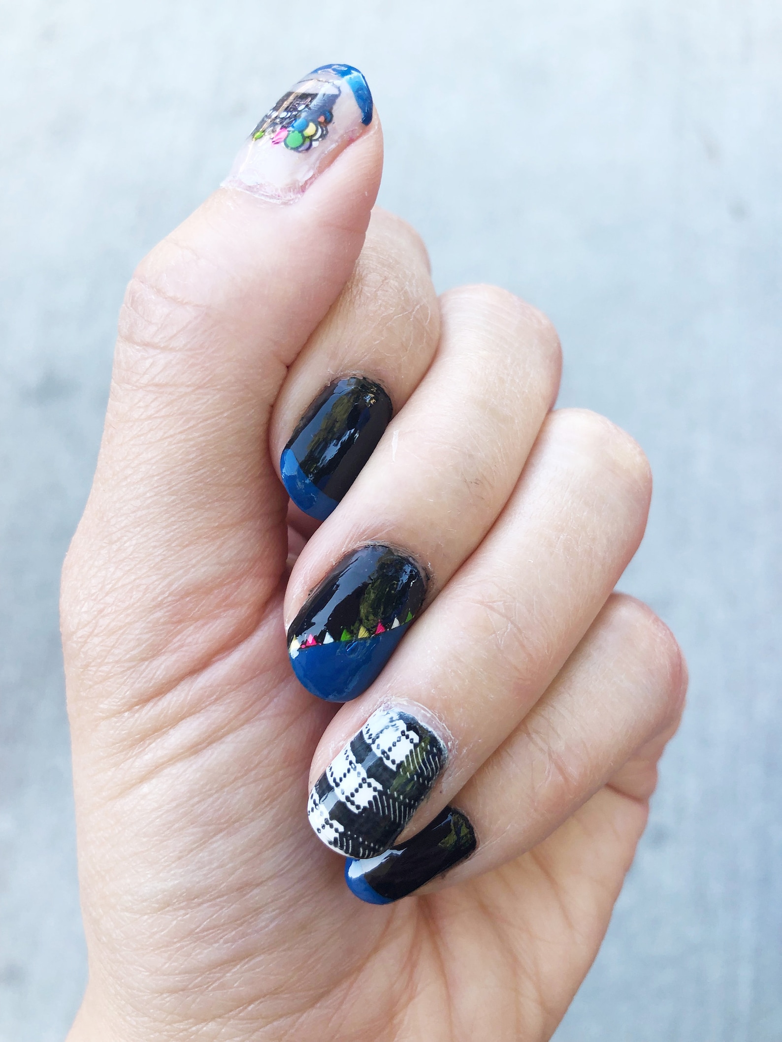 Hmong Nail Art Stamping Kit Plate, Sleeve Protector, Stamper, & Scraper ...