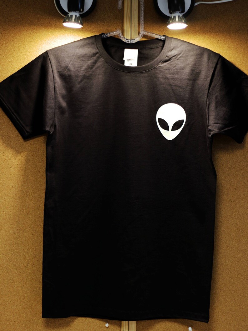 Alien Shirt Tumblr Ufo Shirt Tumblr Clothes Alien T-shirt | Etsy