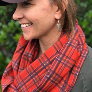 Sideline Scarf - PDF Sewing Pattern - Infinity Scarf With Zippered ...