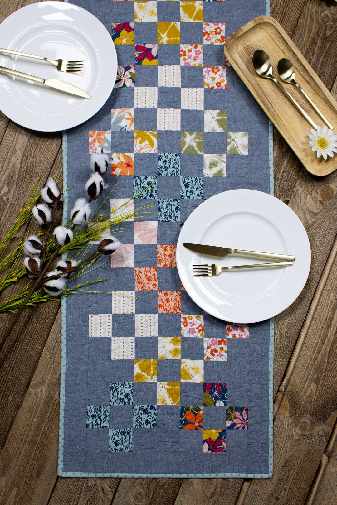 The Plus One Patchwork Tablerunner Pattern: Easy Quilted Sewing (PDF Pattern) - Etsy