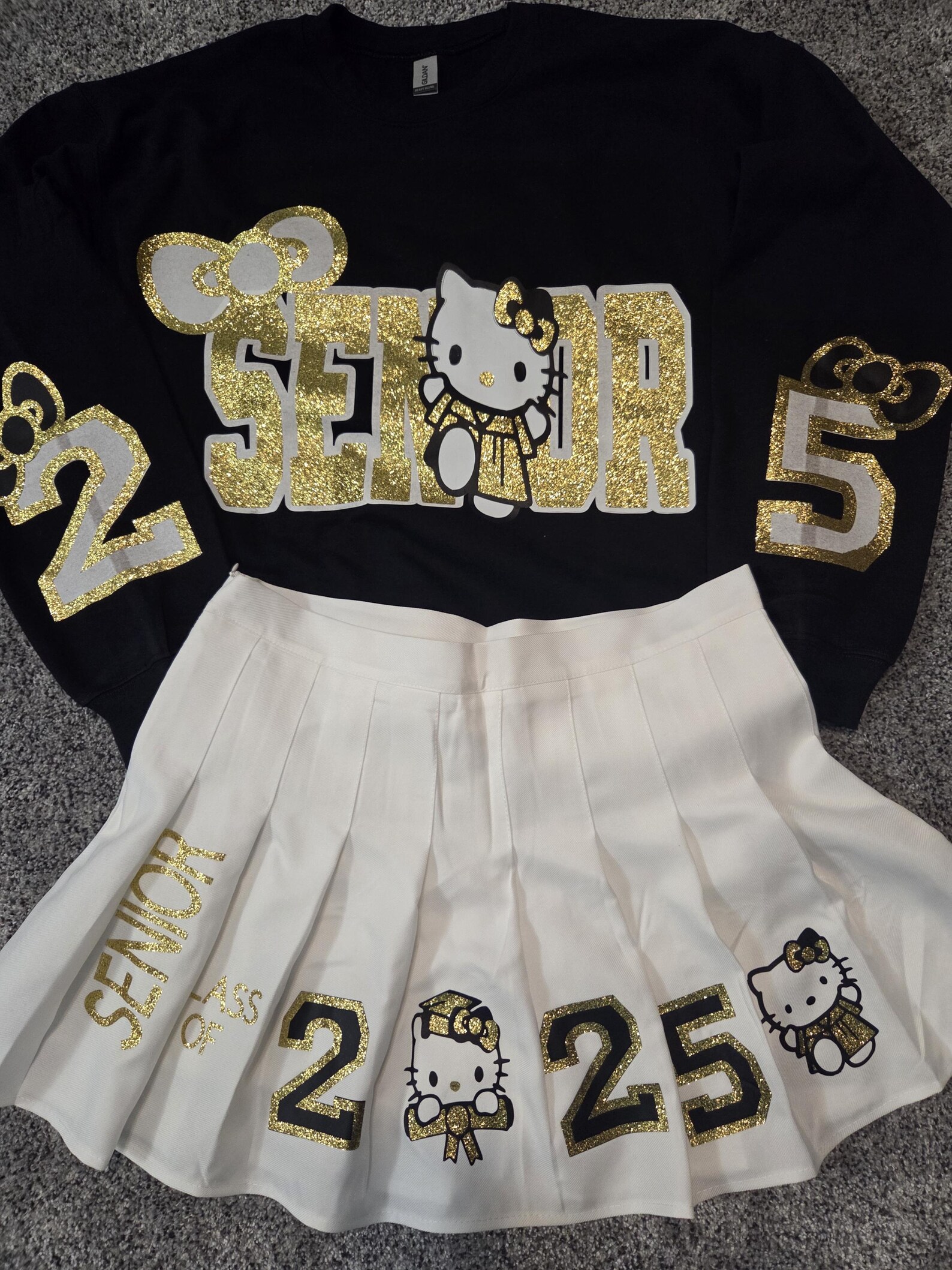 Custom Graduation Outfit - Etsy