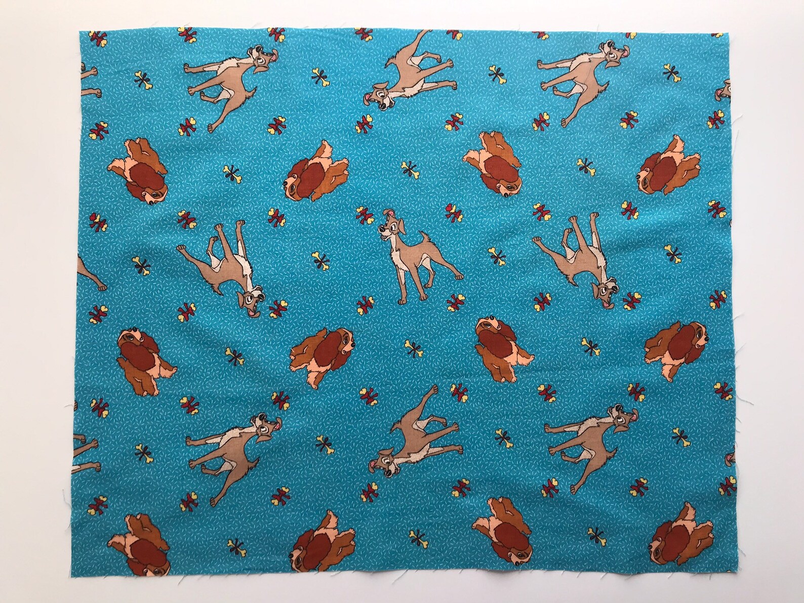 Walt Disney Aristocats & Lady and the Tramp Vintage Fabric FQ Remnant ...