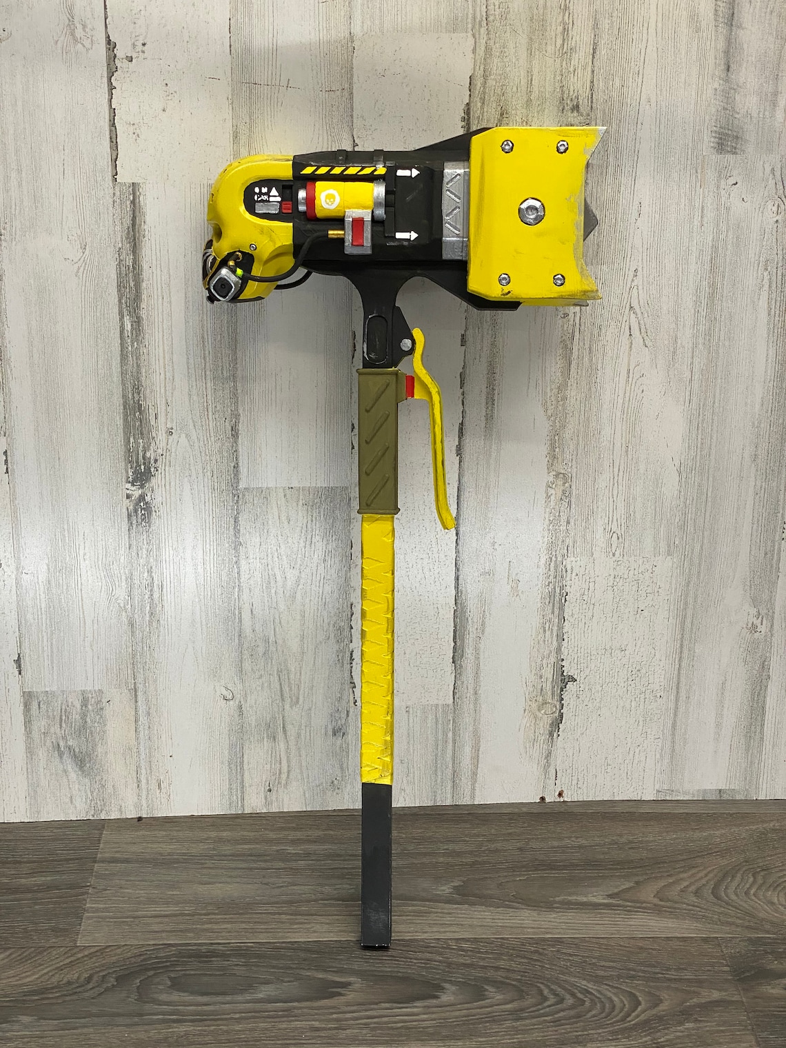 Caustic Heirloom Death Hammer Battle Royale 3D Printed Prop - Etsy