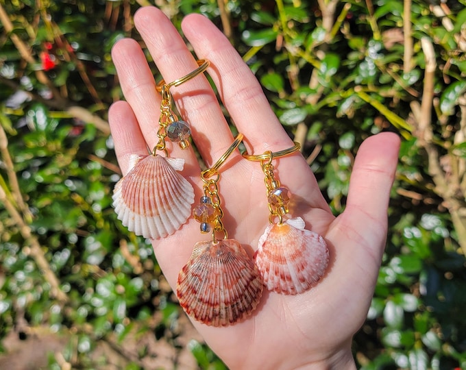 Sea Shell Tassel Keychain, Gold Shell Keychain, Natural Seashell, Ocean ...
