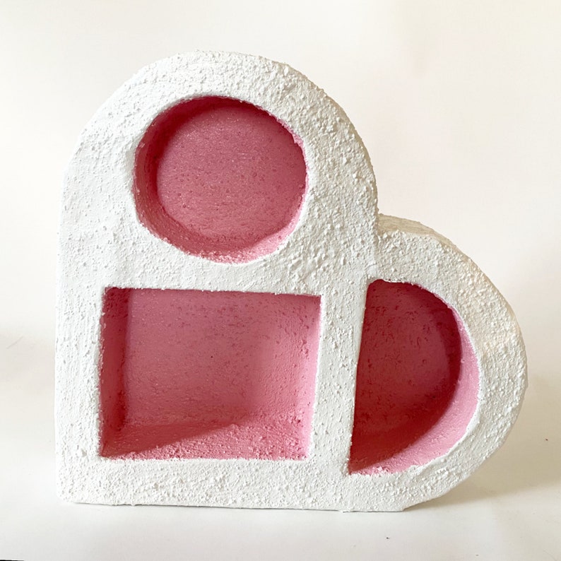 Heart Shape Curio Display Shelf, Curiosity Shelf W/ Pink Inserts ...