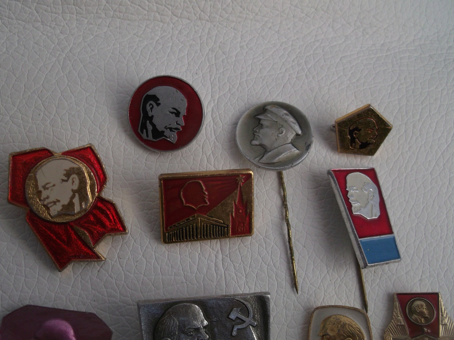 Vintage Enameled Pins .lenin Propaganda Set of 11 Badges - Etsy