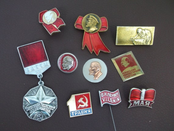 Soviet Propaganda Pins. Old Communist Pin. Vintage En… - Gem