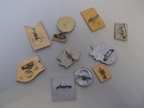 Soviet Revolutionary Pins. Enameled Badges. Lenin Lea… - Gem