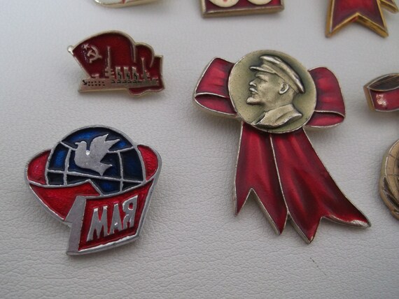 Soviet Communist Enameled Badges. Soviet Vintage Pin.… - Gem