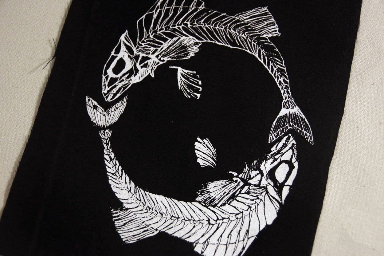 Screenprint FISH SKELETON Yin and Yang Patch Black or White Cotton - Etsy