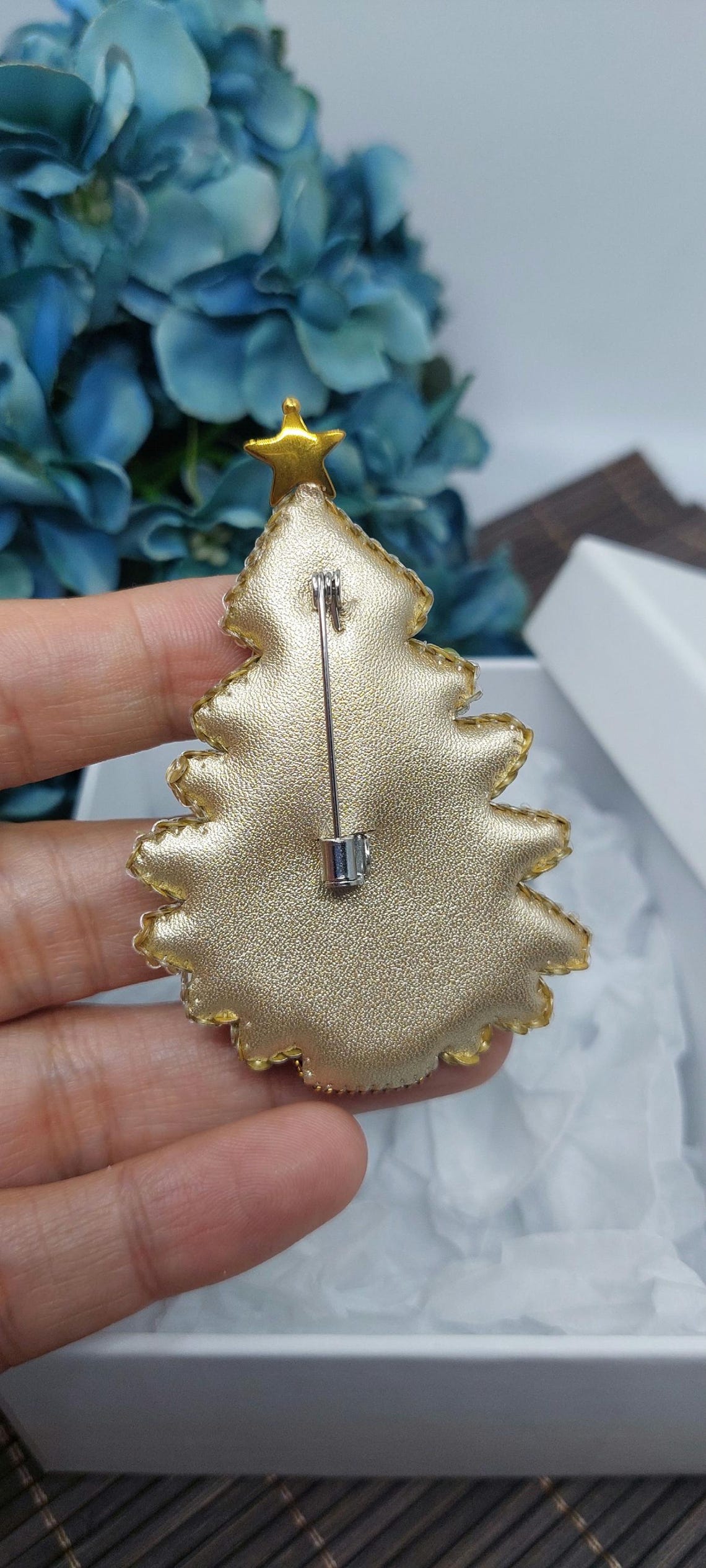 Embroidered Christmas Tree Brooch: Handmade Beaded Holiday Pin - Etsy