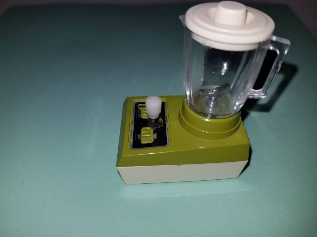 Vtg Barbie Kitchen Accessories Oscillating Blender, Still Works Barbie ...