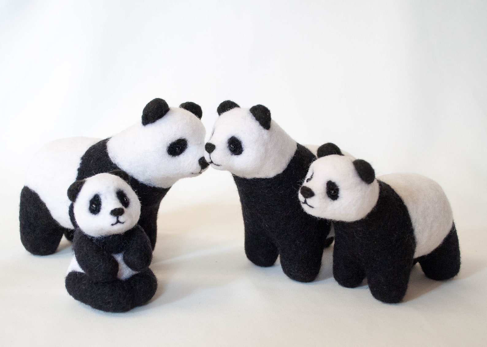 Needle Felted Panda Family With Felted Play Mat, Baby Panda, Panda ...