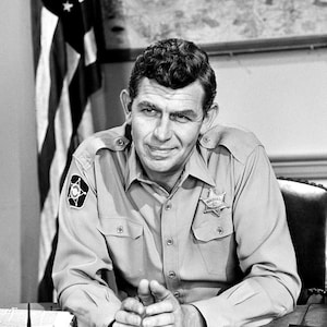 Andy Griffith as "sheriff Andy Taylor" Mayberry - 5X7, 8X10 or 11X14 ...