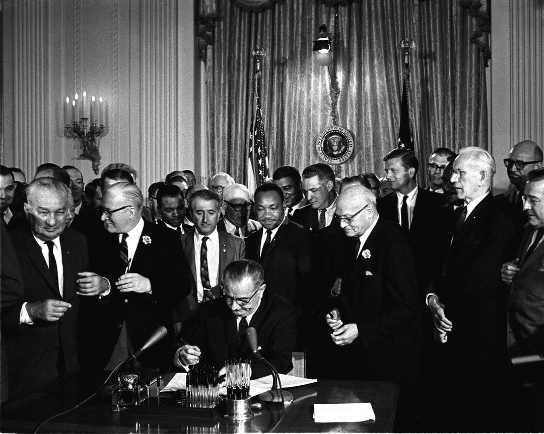 President Lyndon B. Johnson Signs 1964 Civil Rights Act as Dr. - Etsy
