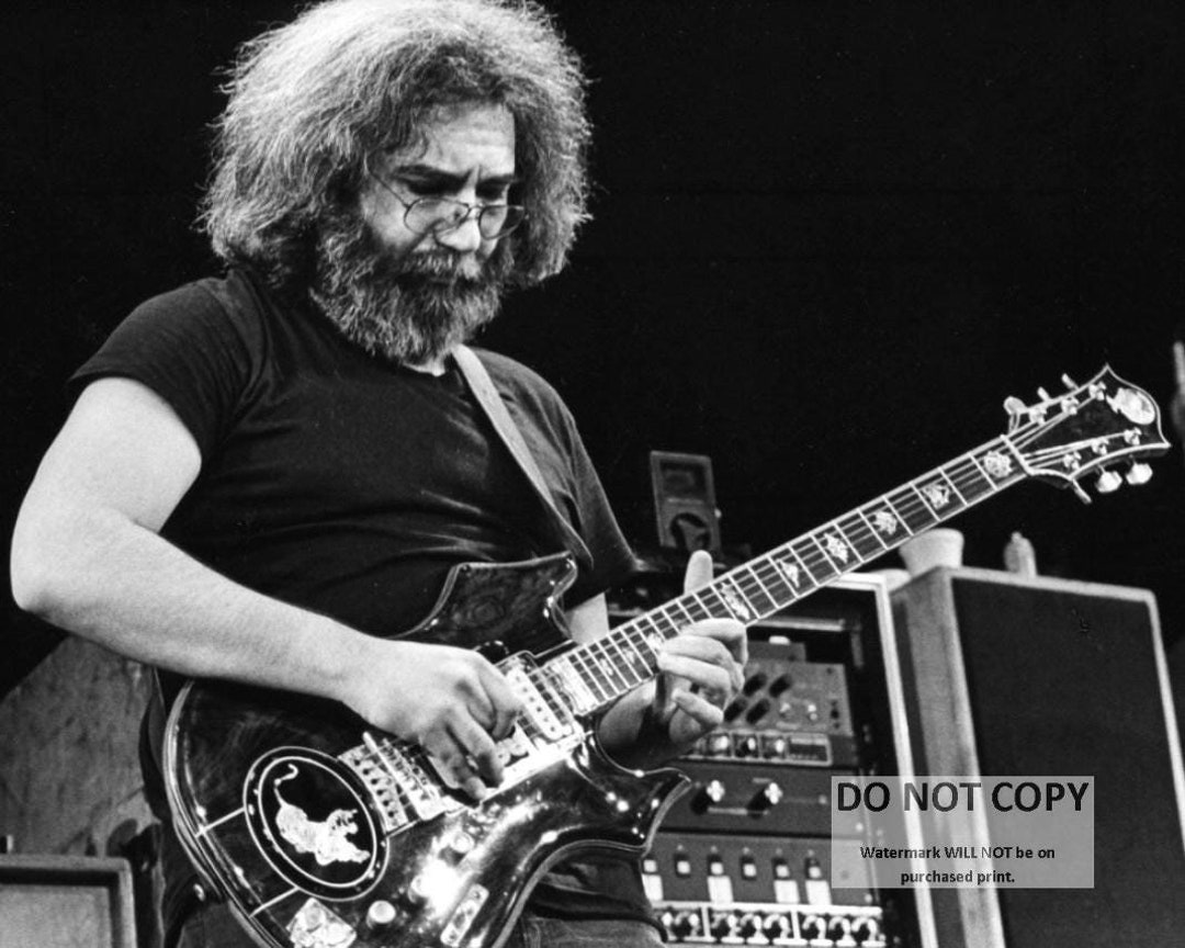 Singer-songwriter Jerry Garcia Lead Guitar for the Grateful Dead - 8X10 ...