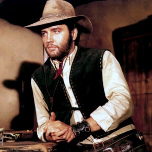 Elvis Presley in the 1969 Western "charro!" - 5X7, 8X10 or 11X14 ...