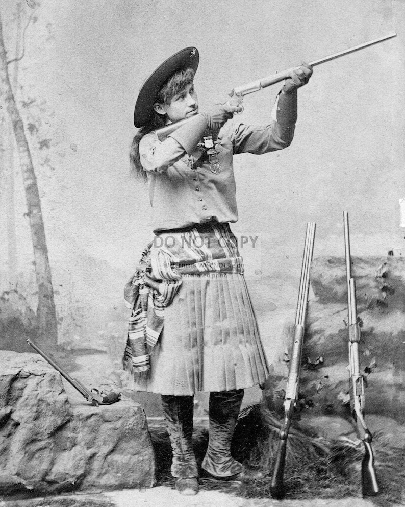Annie Oakley American Sharpshooter Exhibition Shooter 5X7 - Etsy