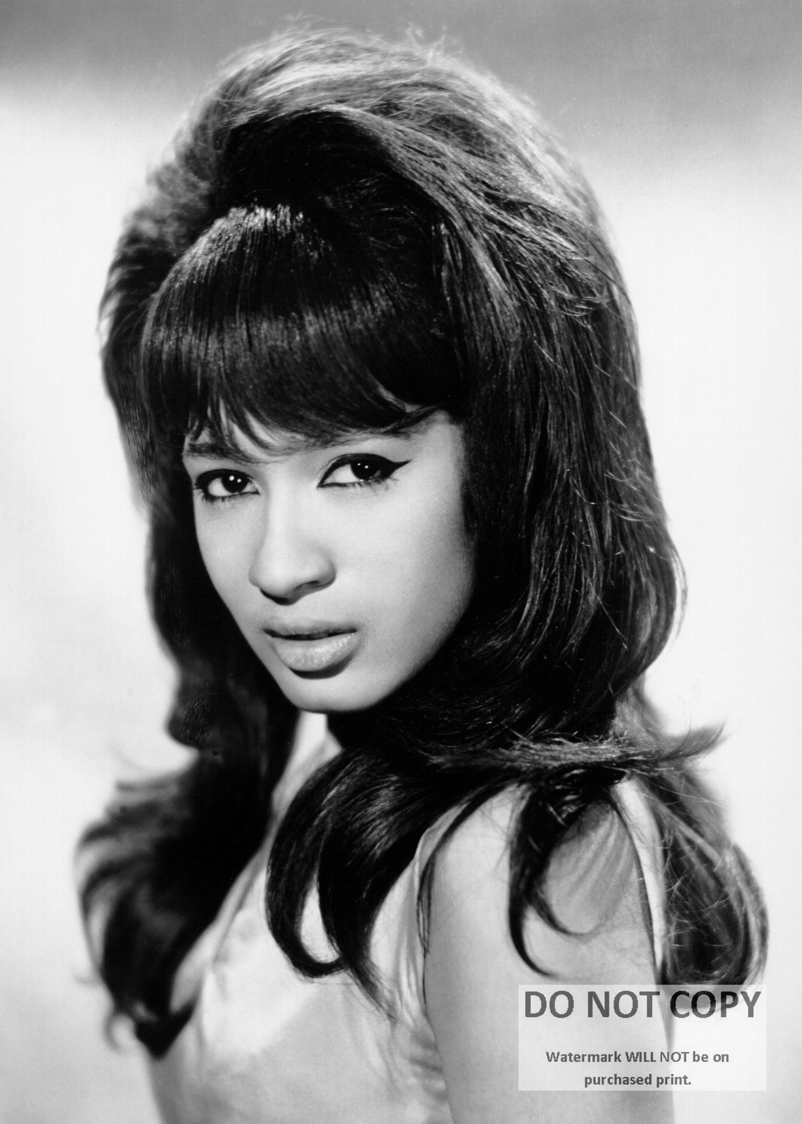 Ronnie Spector Lead Singer for "the Ronettes" - 5X7, 8X10 or 11X14 ...