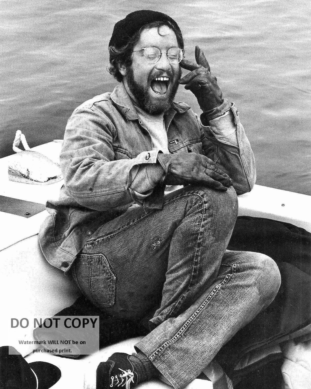 Richard Dreyfuss on the Set of the 1975 Film "jaws" - 5X7, 8X10 or ...