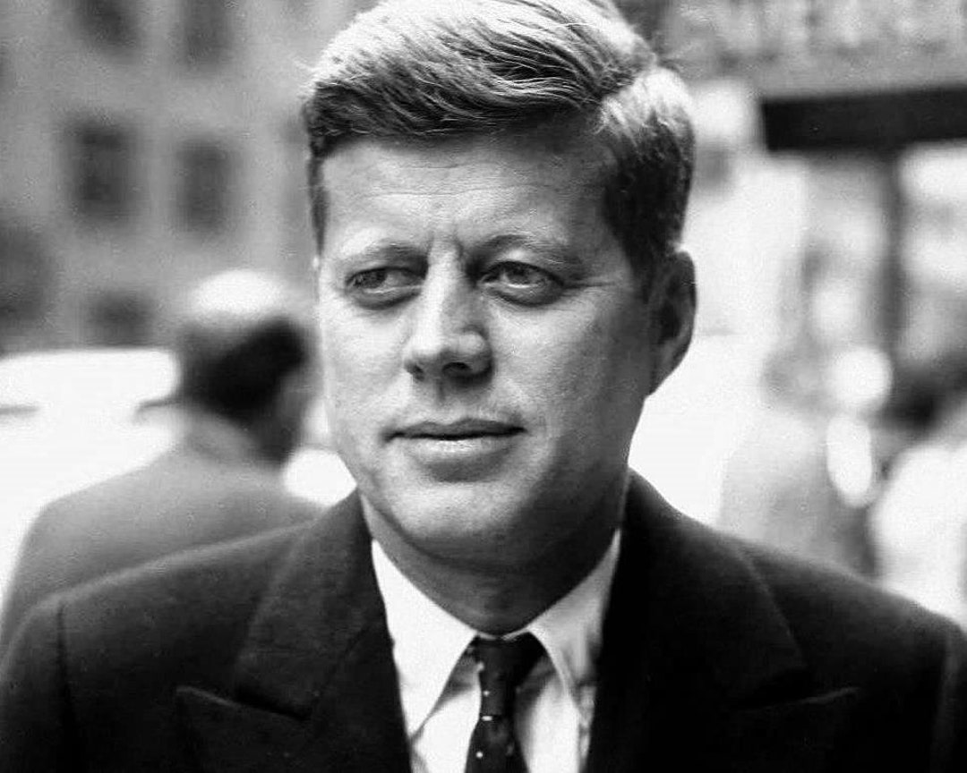 John F. Kennedy 35th President of the United States - 8X10 Photo (AA ...