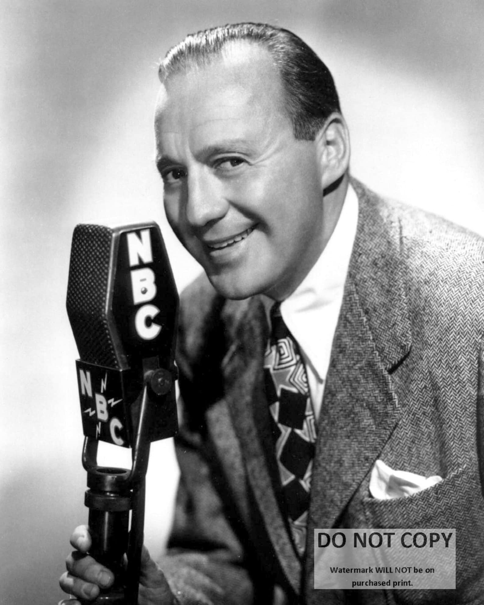 Jack Benny Poses With NBC Radio Microphone 5X7, 8X10 or 11X14 Publicity ...