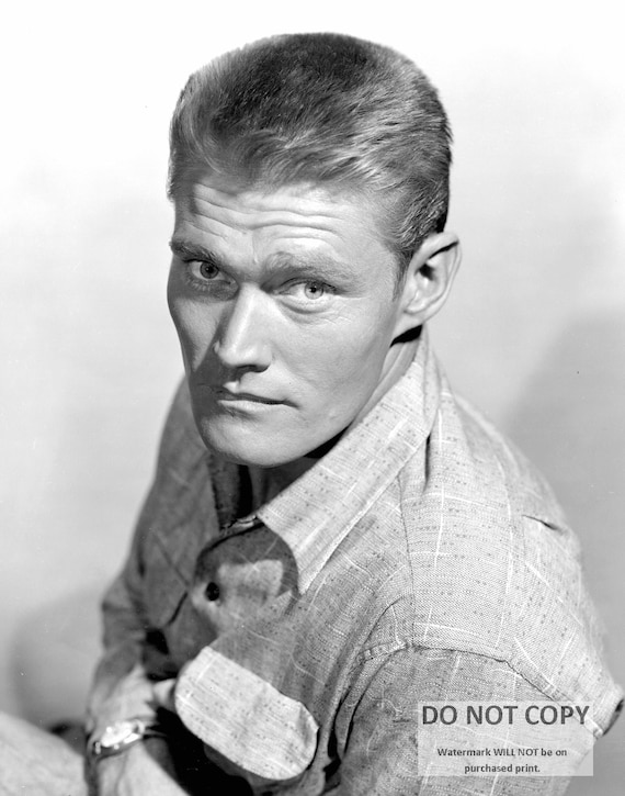 Chuck Connors Boyfriend