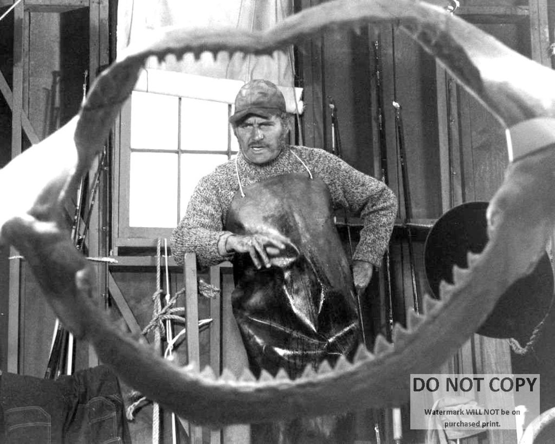 Robert Shaw as "quint" in the 1975 Film "jaws" - 8X10 Publicity Photo ...