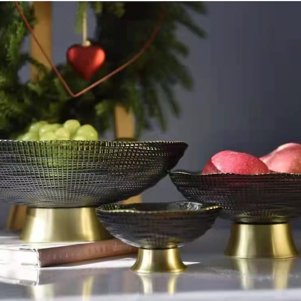 Pedestal Fruit Bowl - Etsy