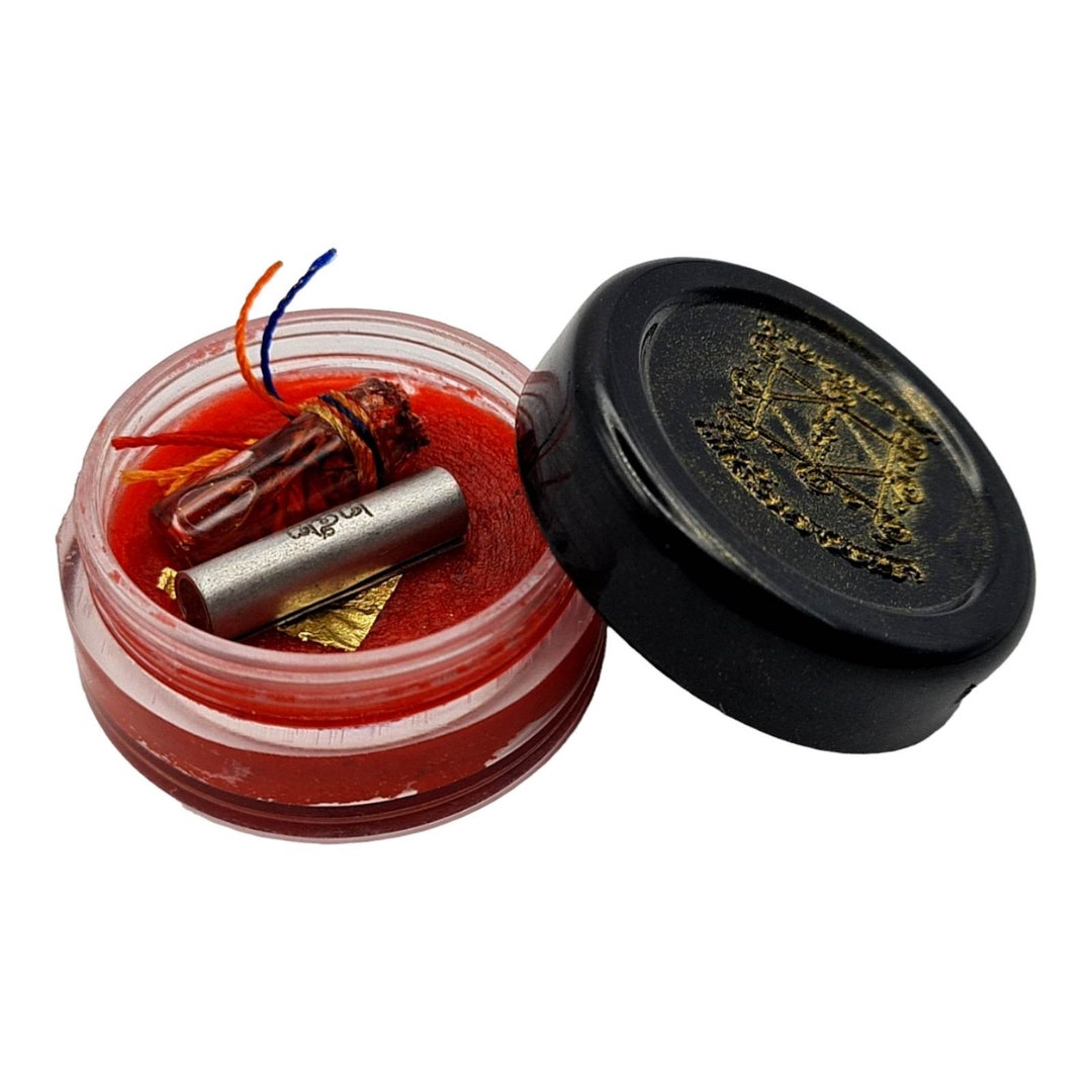 Thai Amulet Holy Magic Wax Balm Seepueang Num Mun Nangyoa Kruba Kumfan ...