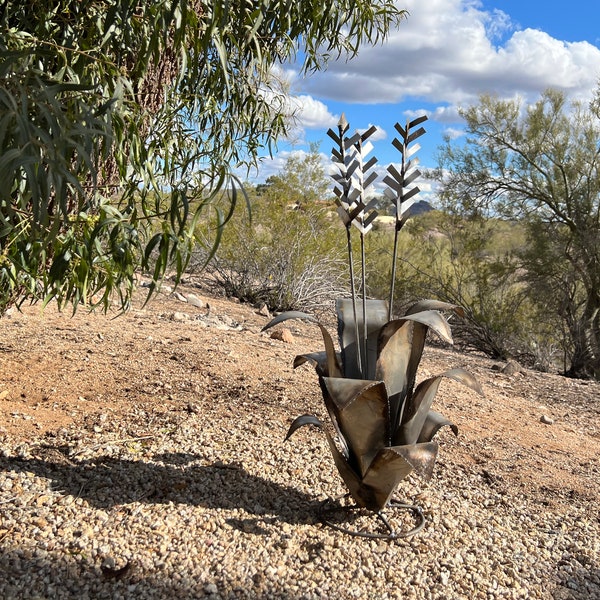 Metal Agave Yard Art - Etsy