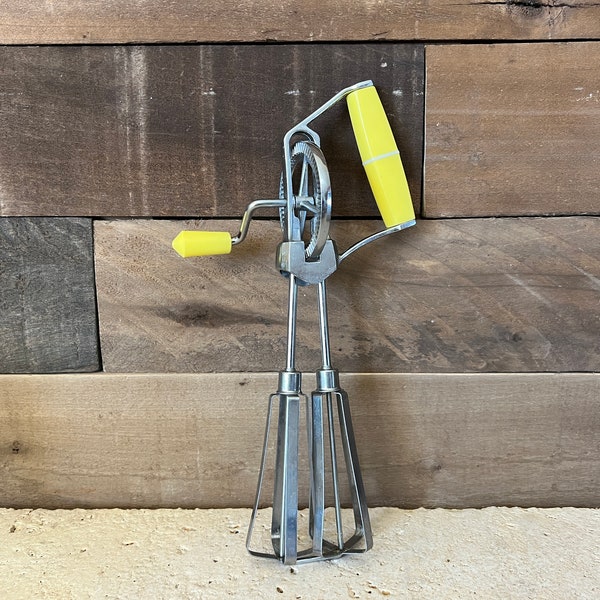 Antique Hand Mixer - Etsy