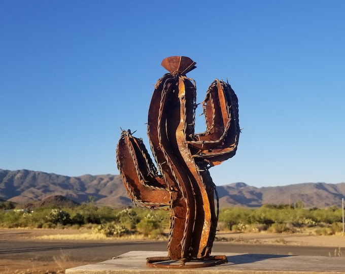 Petite Rustic Barbed Wire Saguaro Cactus Mexican Metal Yard Art Desert ...
