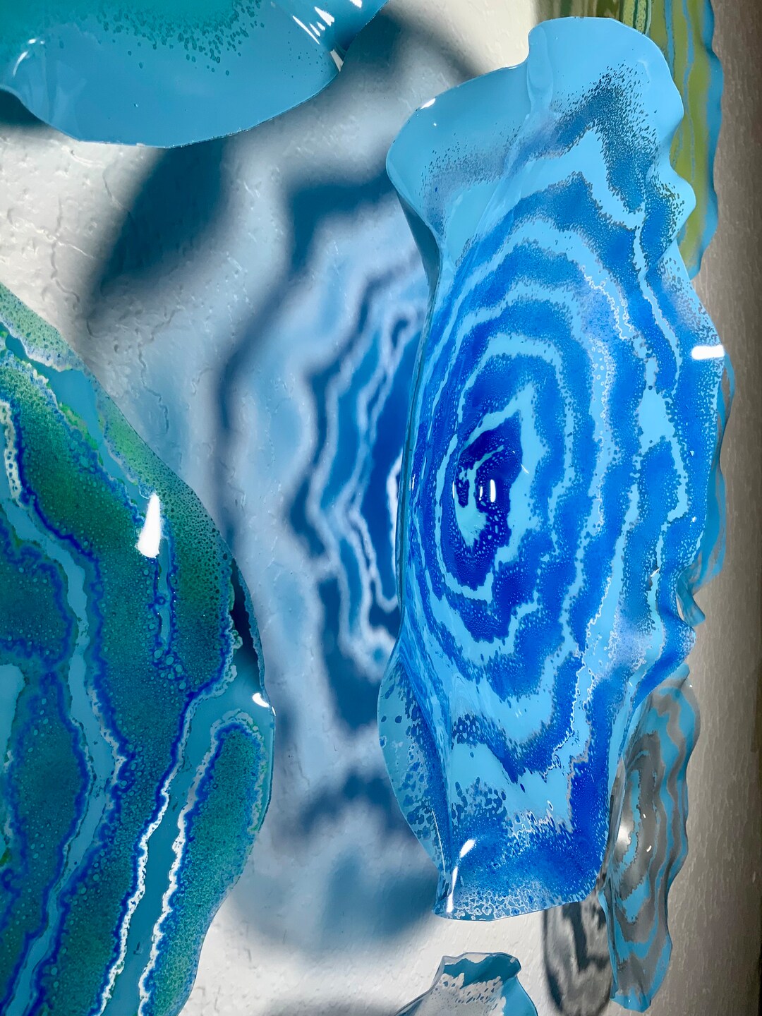 Handmade Recycled Plastic Round Large Wall Mural 8 Piece Aqua/blue ...