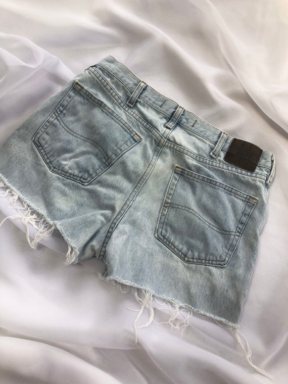 Vintage Lee shorts ripped jean shorts size 34 - Gem