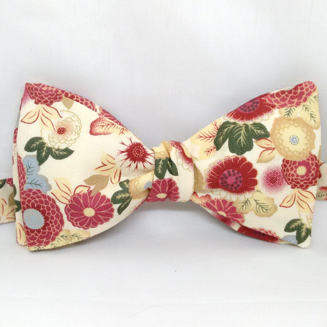 Red Blossom Bow Tie/ Spring Summer Wedding Bowtie/ Flower Print Bowtie ...