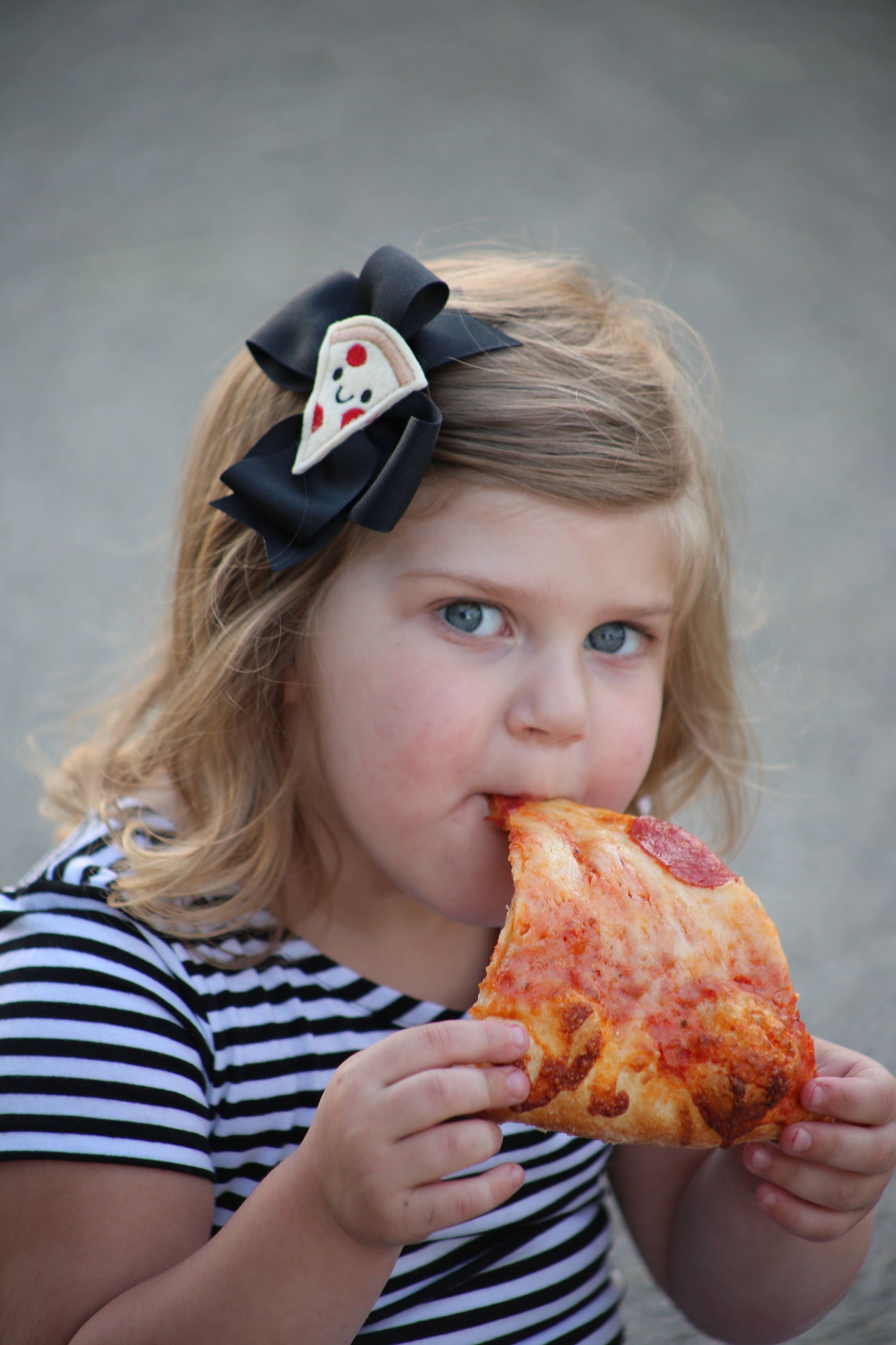Pizza Hair Bow Pizza Party Favors Hair Bows for Girls - Etsy.de