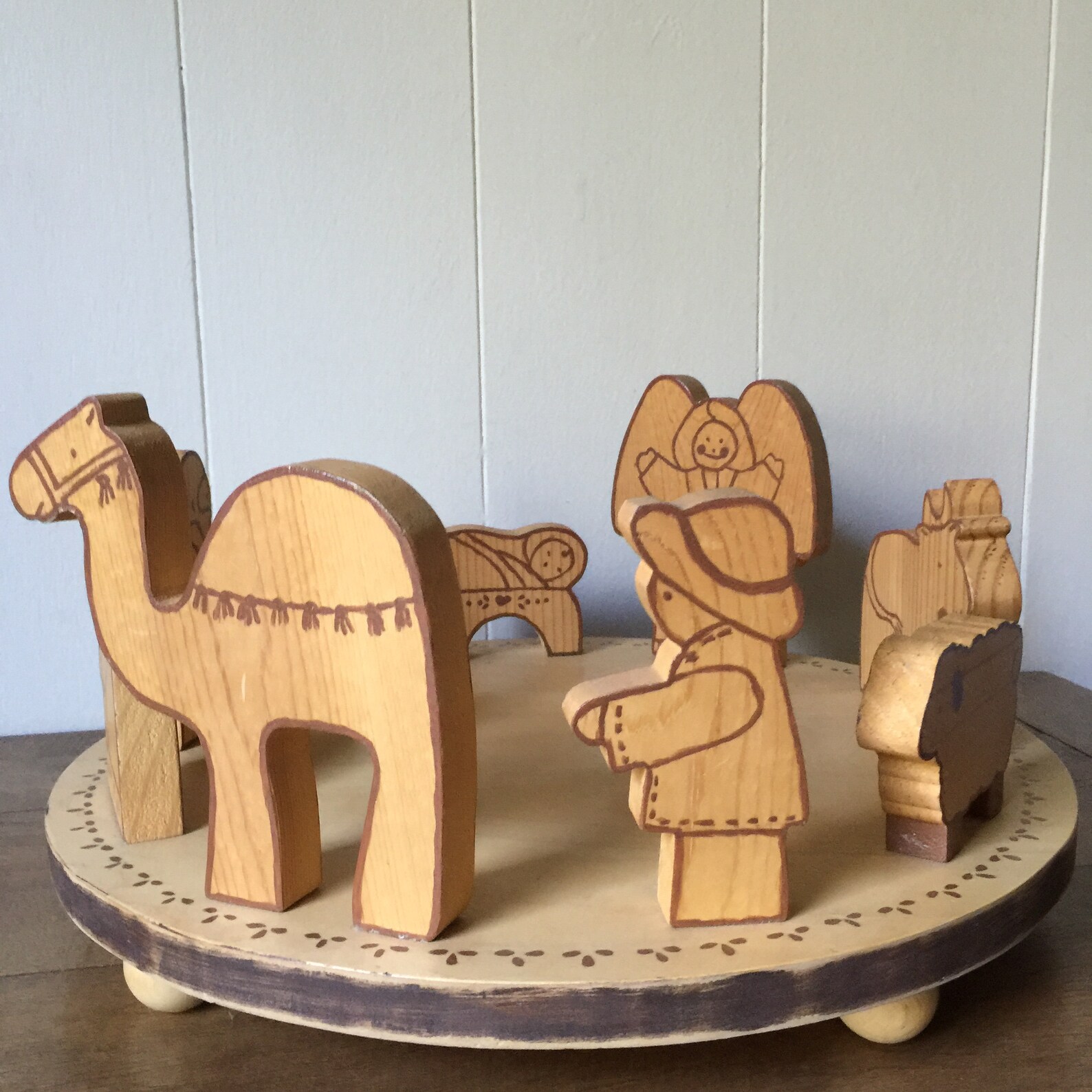 Vintage Nativity Set Wooden Circular Nativity Scene - Etsy