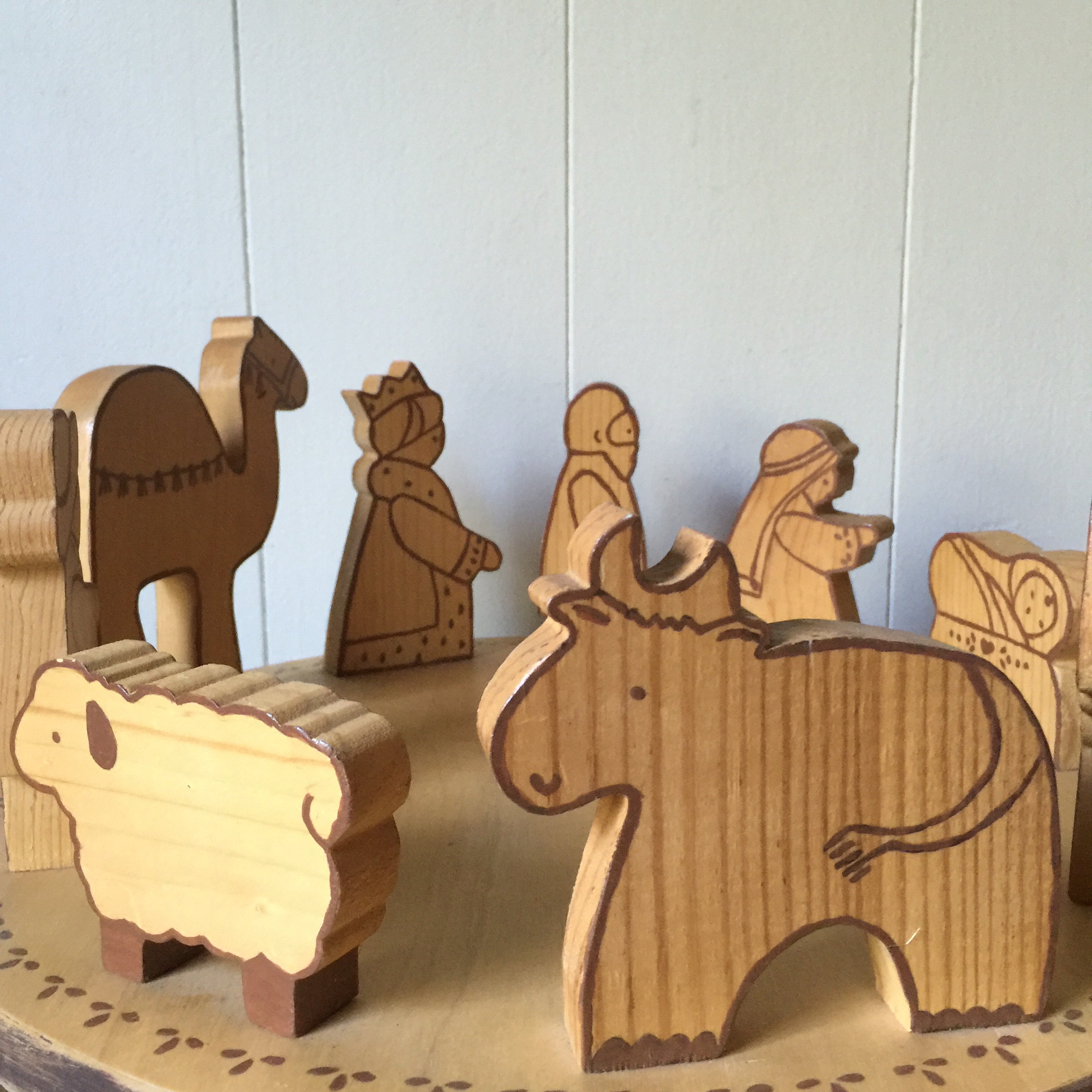 Vintage Nativity Set Wooden Circular Nativity Scene | Etsy