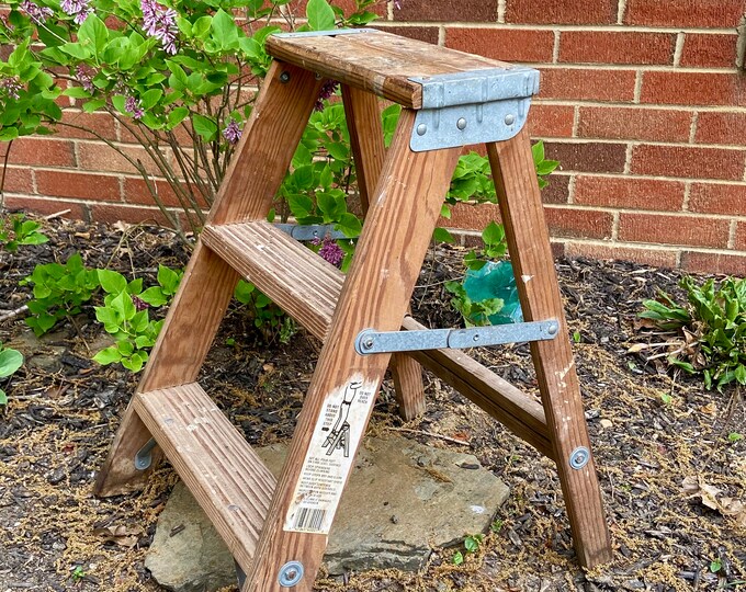 Davidson Wooden Ladder/ Vintage Ladder/ Step Ladder/ Distressed, Shabby ...