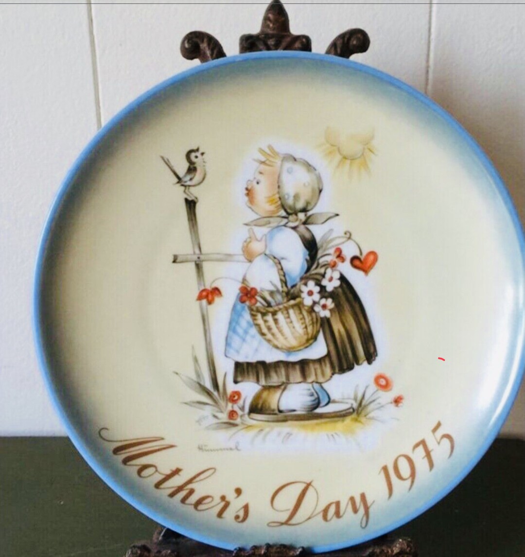 Vintage Mothers Day Plate/ Collectible/ 1975 /sister Berta Hummel ...