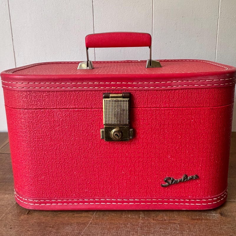 Vintage Train Case - Etsy